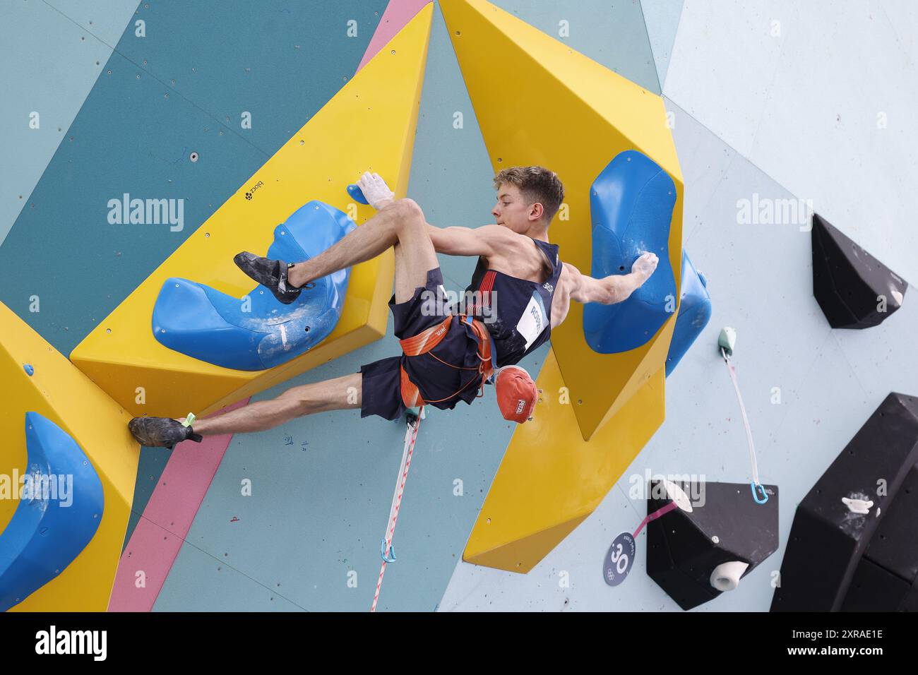 Paris, France. 09th Aug, 2024. ROBERTS Toby of Great Britain Climbing ...