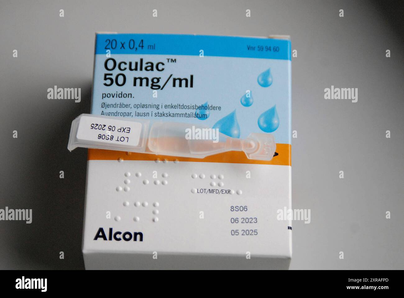 Alcon eye drop hi-res stock photography and images - Alamy