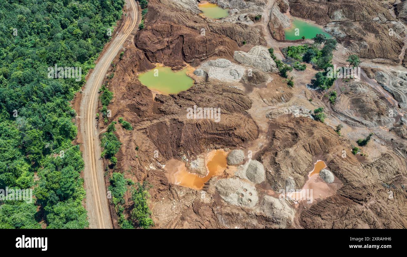 Nickel mining in Sulawesi, Indonesia Stock Photo - Alamy