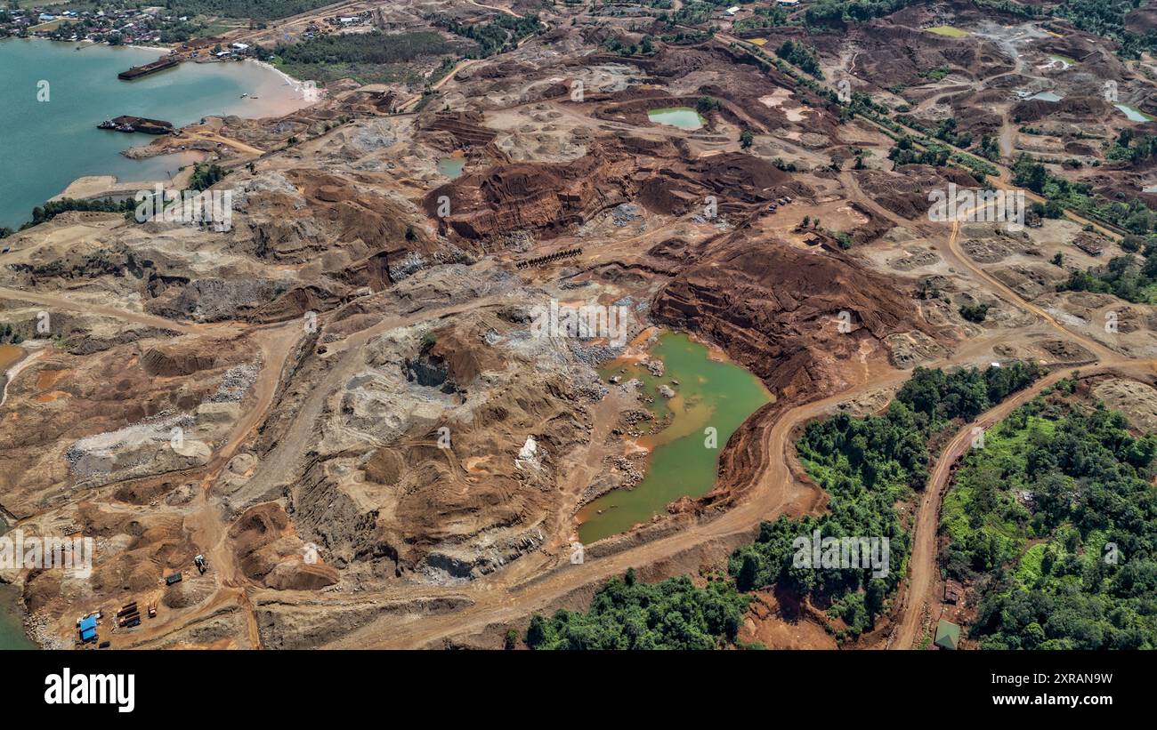 Pollution from nickel extraction hi-res stock photography and images ...