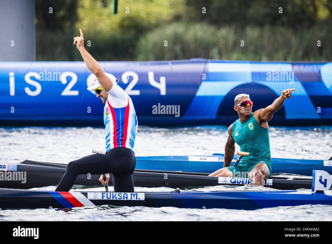 PARIS, IF - 09.08.2024: MEN'S 1000M INDIVIDUAL CANOEING - Canoeing C1 ...