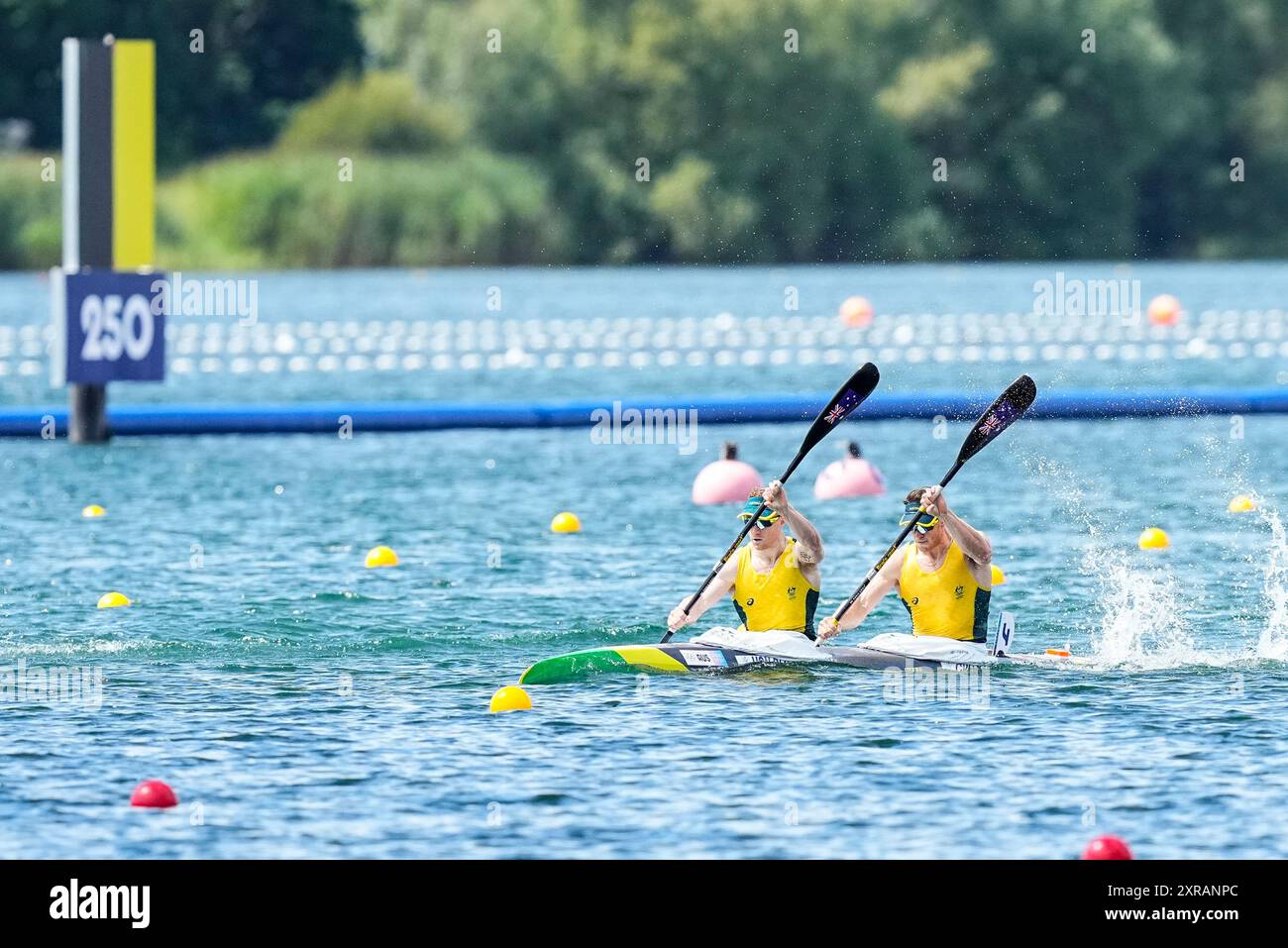 Jean van der Westhuyzen and Tom Green of Australia compete during Men's ...