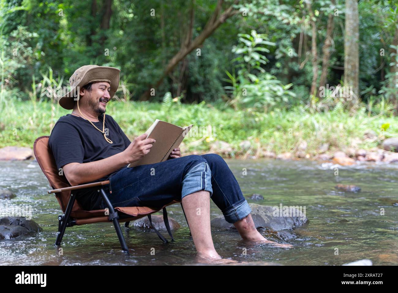 Man Sitting Alone Reading 744 Man Reading Alone Back Images, Stock