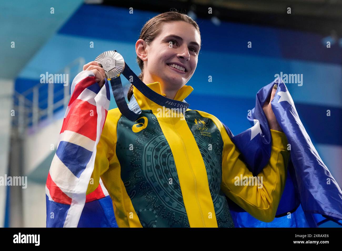 Silver medalist Australia's Maddison Keeney shows her medal after the ...