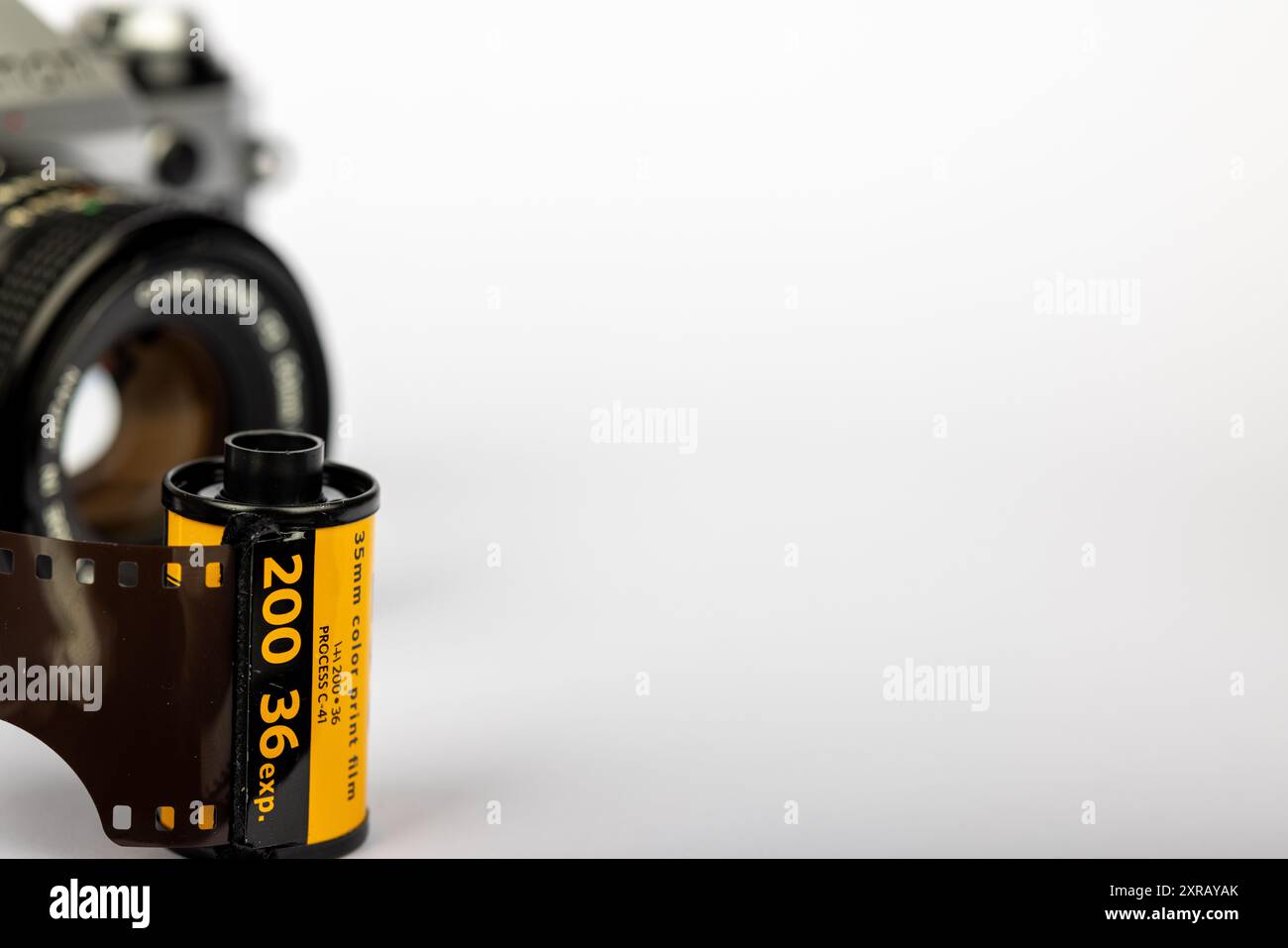 Retrocamera hi-res stock photography and images - Alamy