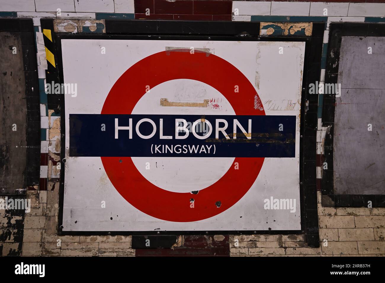 An old Holborn and Kingsway tube sign on a disused platform at Holborn ...