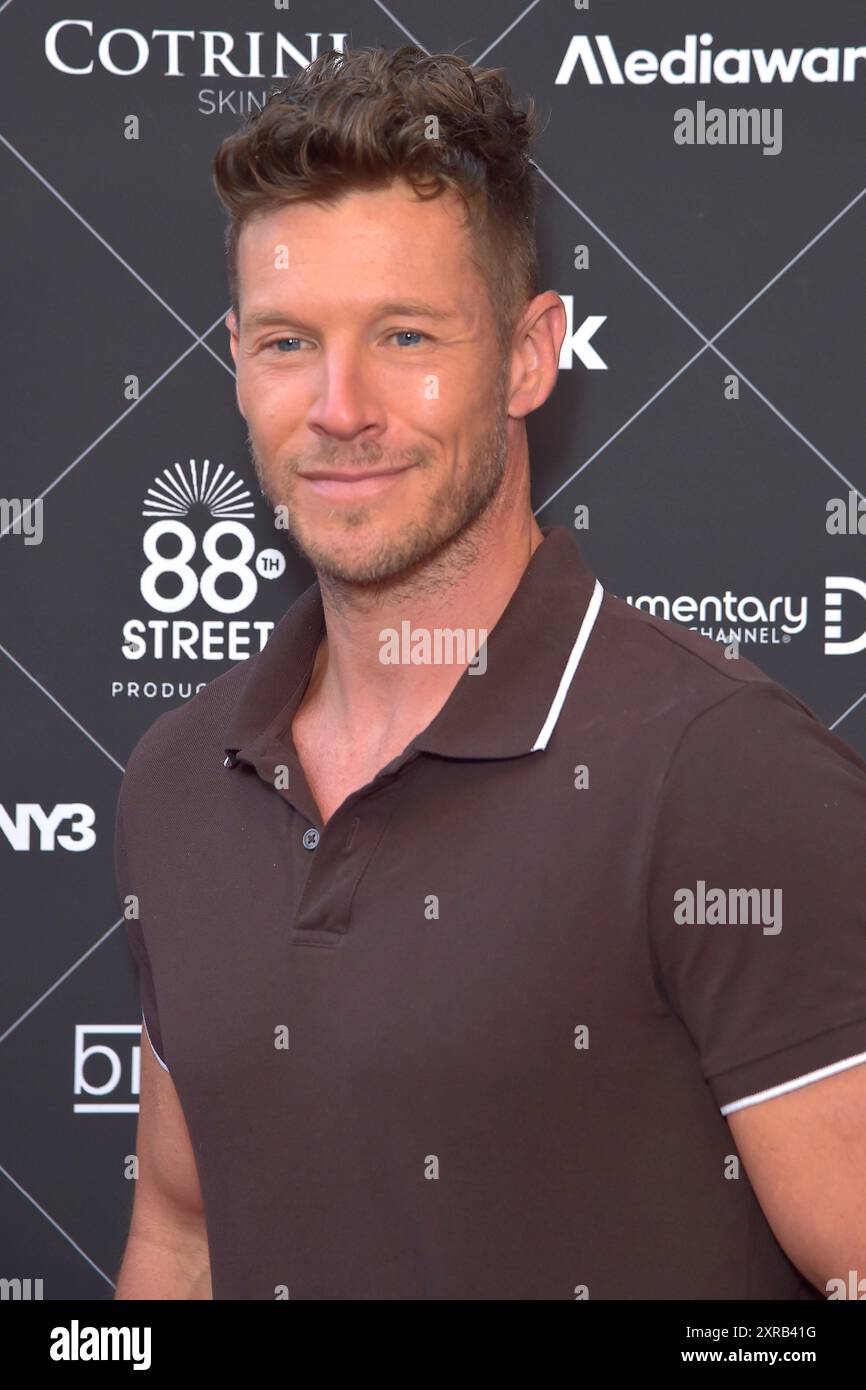 Chad Michael Collins bei der Eröffnung vom HollyShorts Film Festival ...