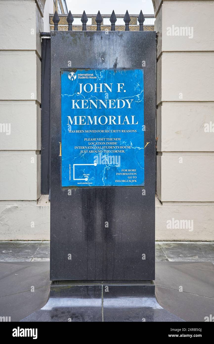 John F Kennedy memorial bust, Great Portland, London, England Stock ...