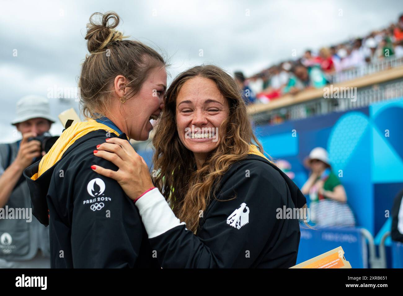 PASZEK Paulina, HAKE Jule Marie (Deutschland) jubeln ueber Platz 3 und ...