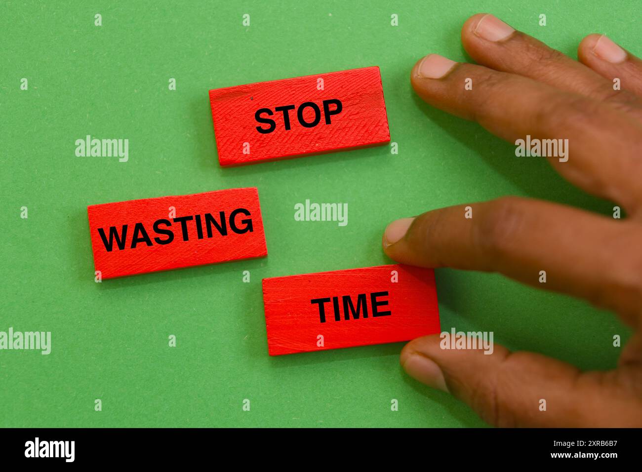 Red blocks hi-res stock photography and images - Alamy