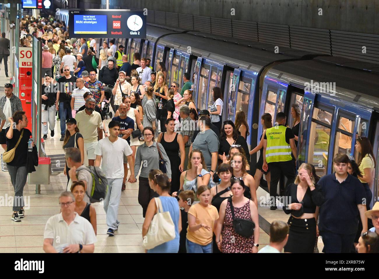 Adele in Muenchen - vor der 3. Show der Europa Konzerte am 09.08.2024 auf dem Freigelaende der ...