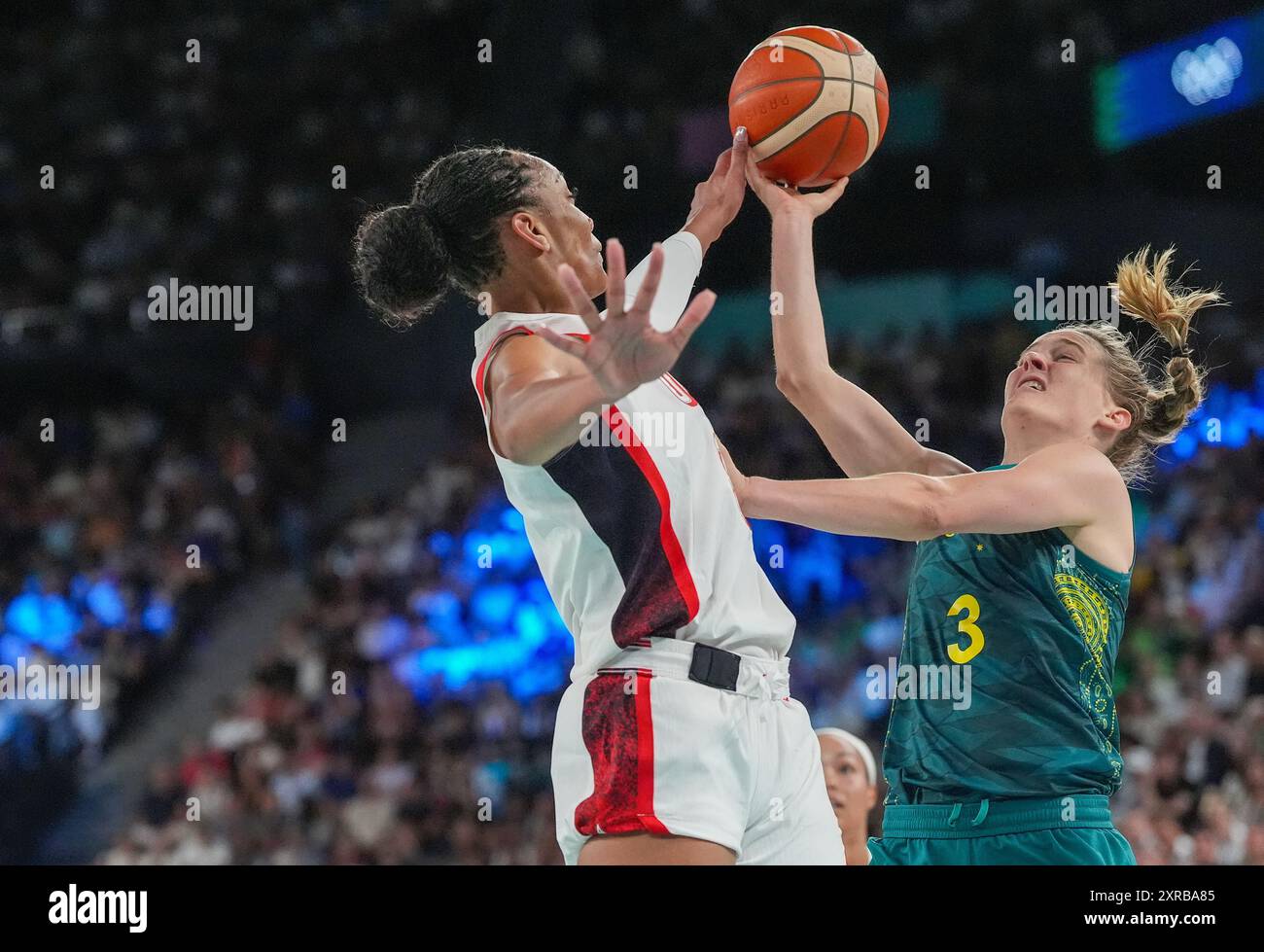 Paris, France. 09th Aug, 2024. Australia point guard Kristy Wallace (3 ...