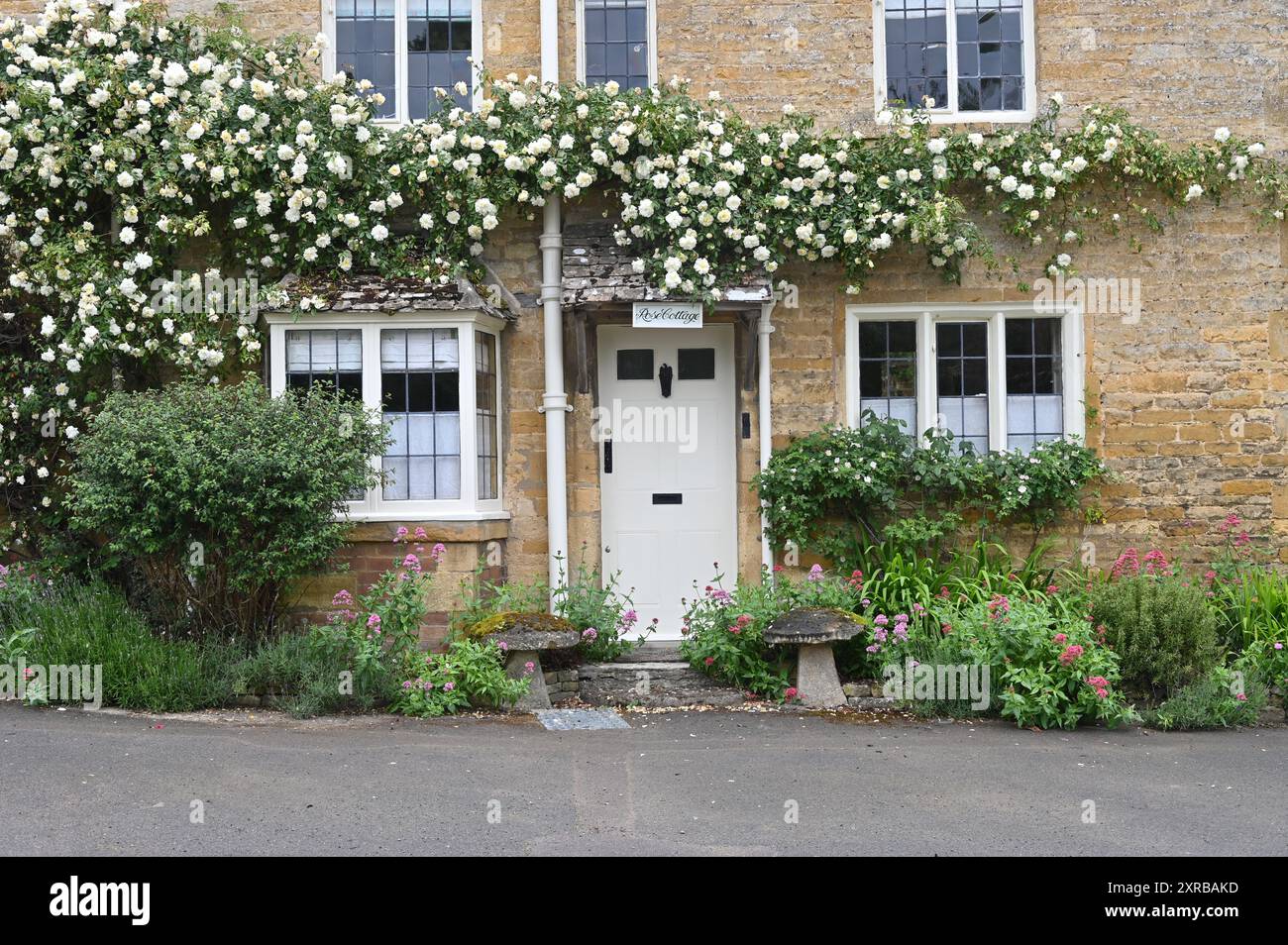 Rose Cottage, Blockley Gloucestershire Stock Photo - Alamy