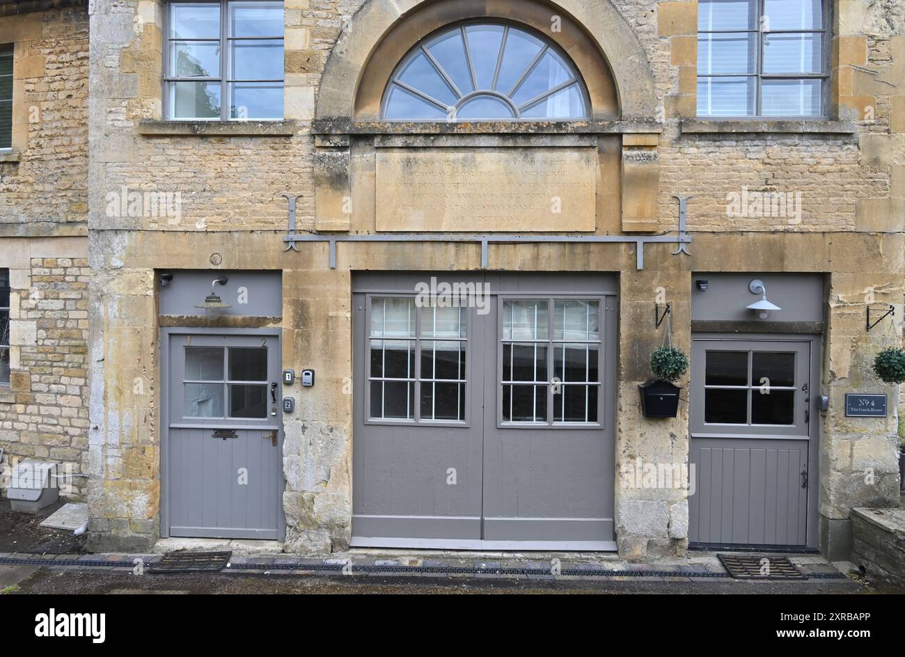 The Coach House in the Gloucestershire village of Blockley Stock Photo ...