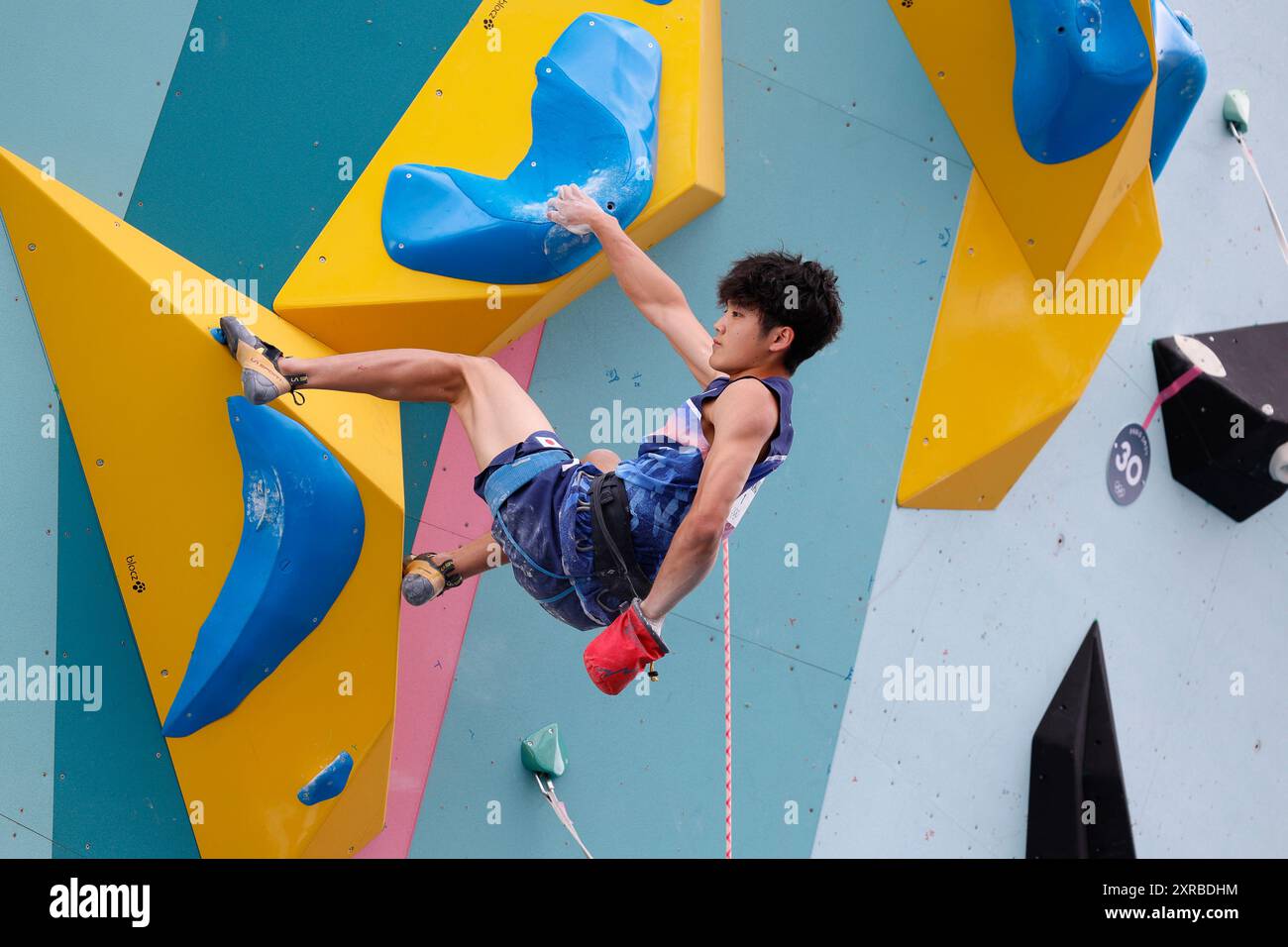 NARASAKI Tomoa of Japan Climbing Men's Boulder & Lead, Final Lead ...