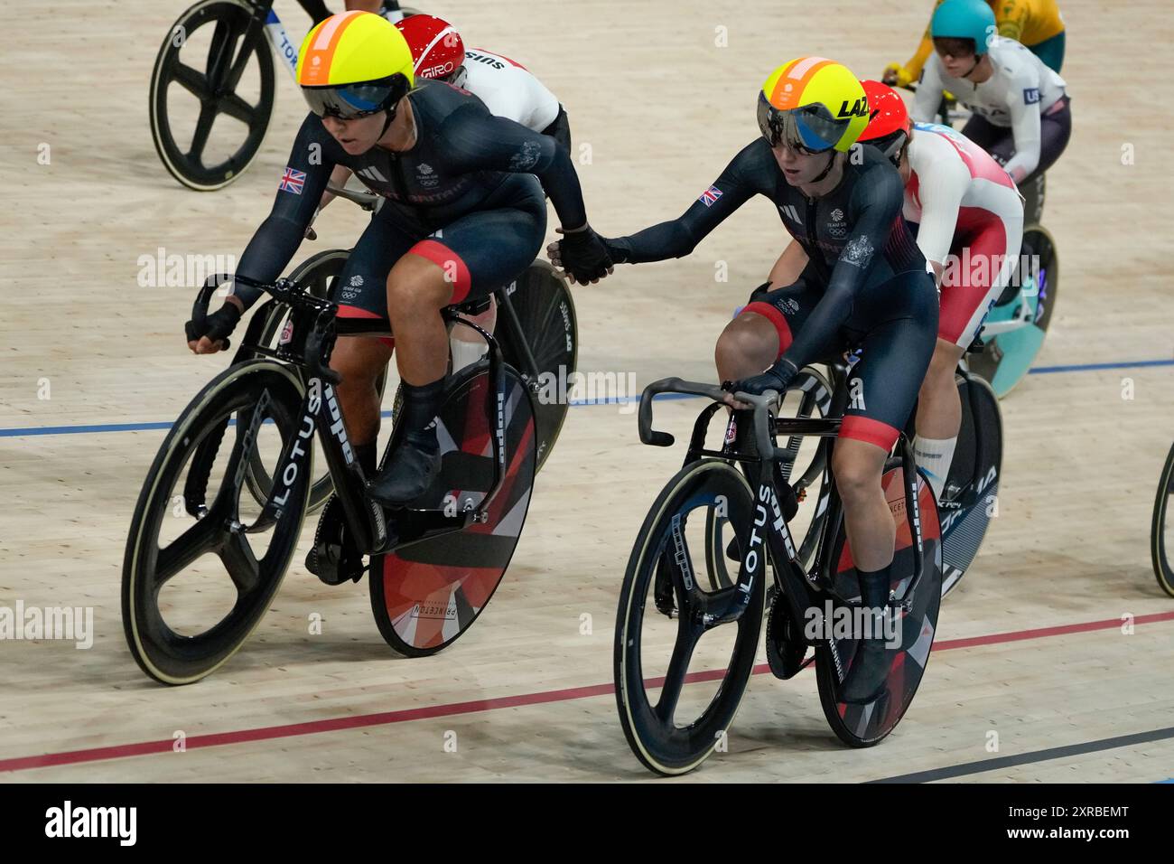 Britain's Elinor Barker and Noah Evans compete during the women's ...
