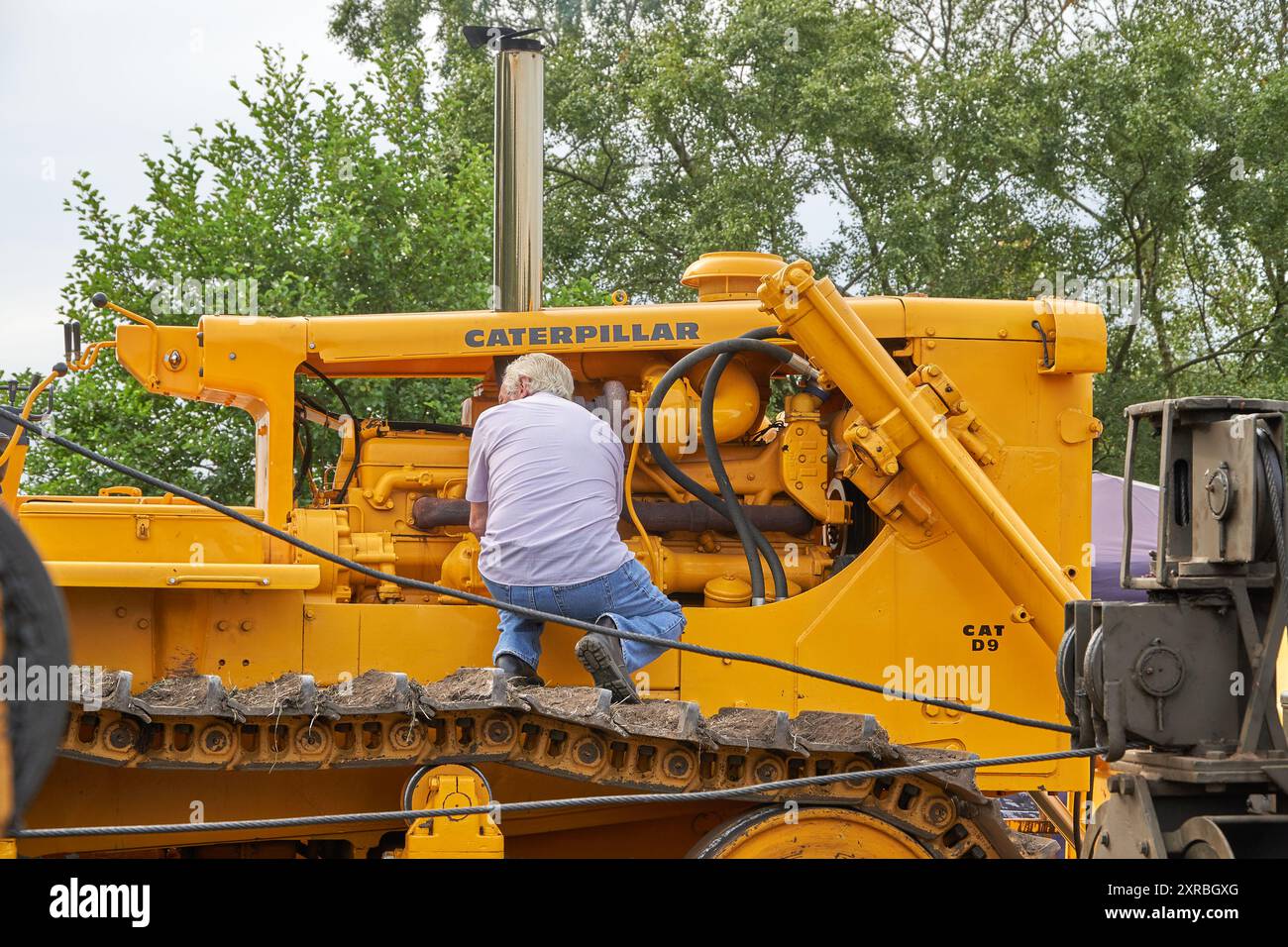 Large D9 Caterpillar bulldozer at the Cromford Steam Rally, Derbyshire ...