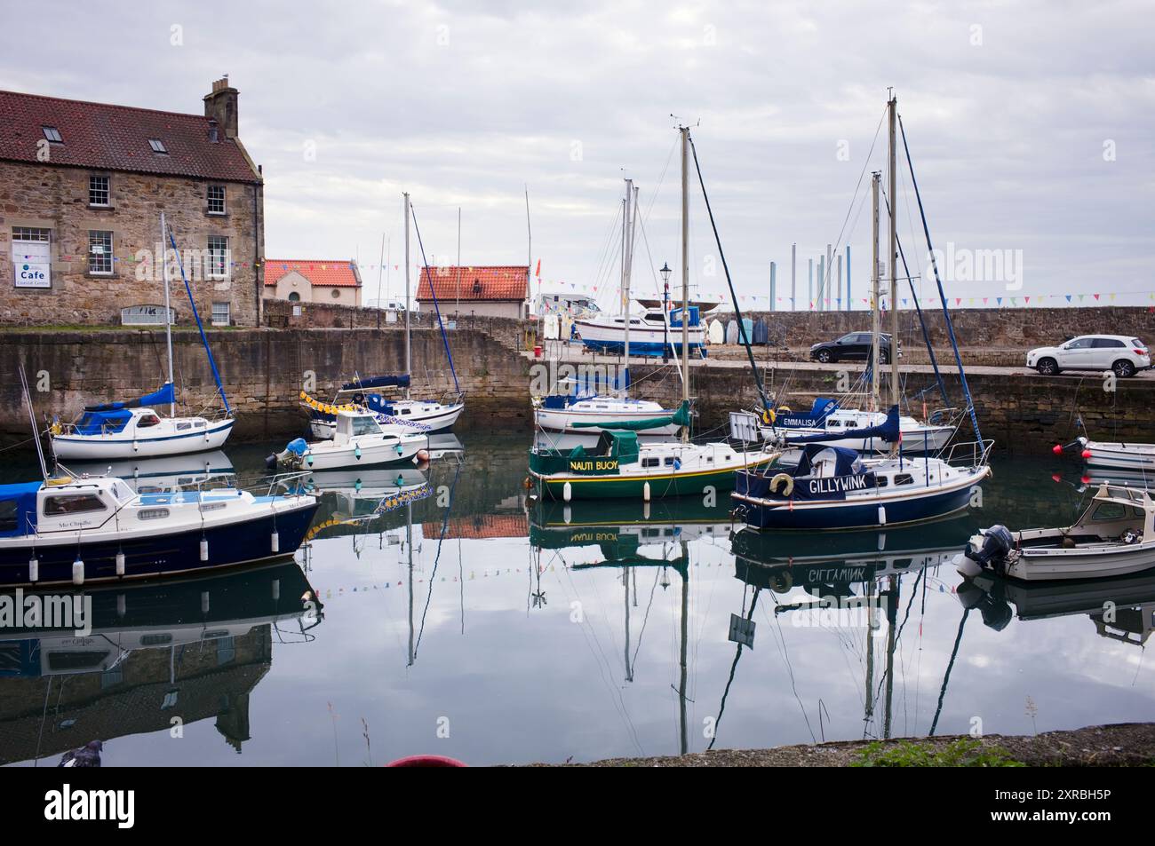 The inner harbour at Dysart, Fife, Scotland Stock Photo - Alamy