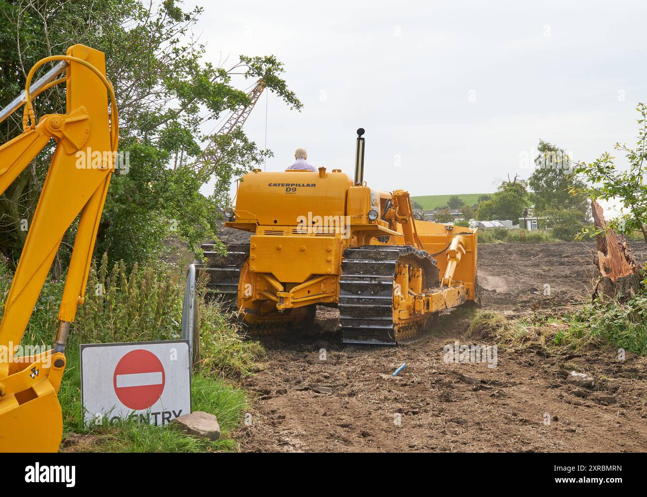 Large D9 Caterpillar bulldozer at the Cromford Steam Rally, Derbyshire ...