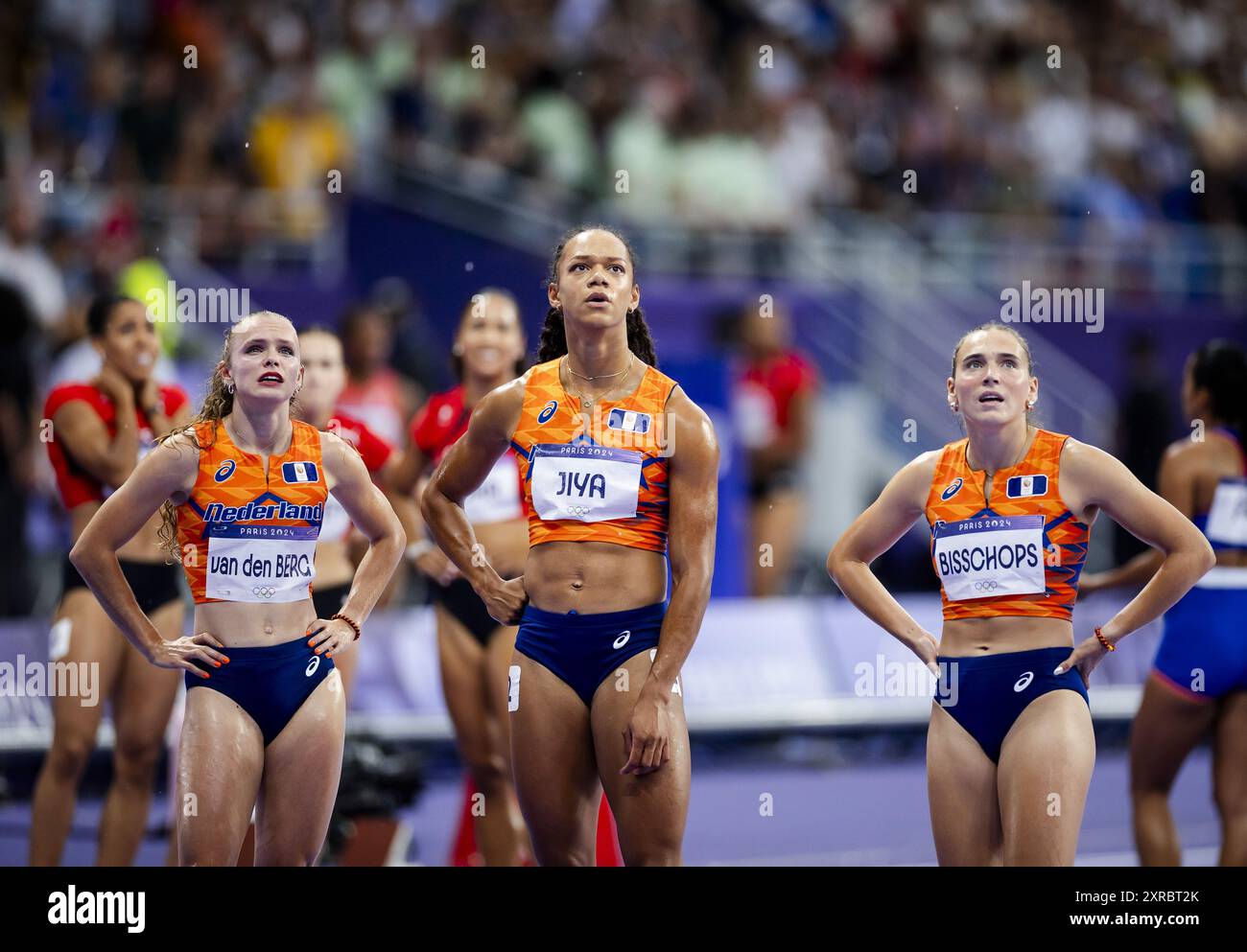 PARIS - Isabel van den Berg, Marije van Hunenstijn, Minke Bisschops and ...