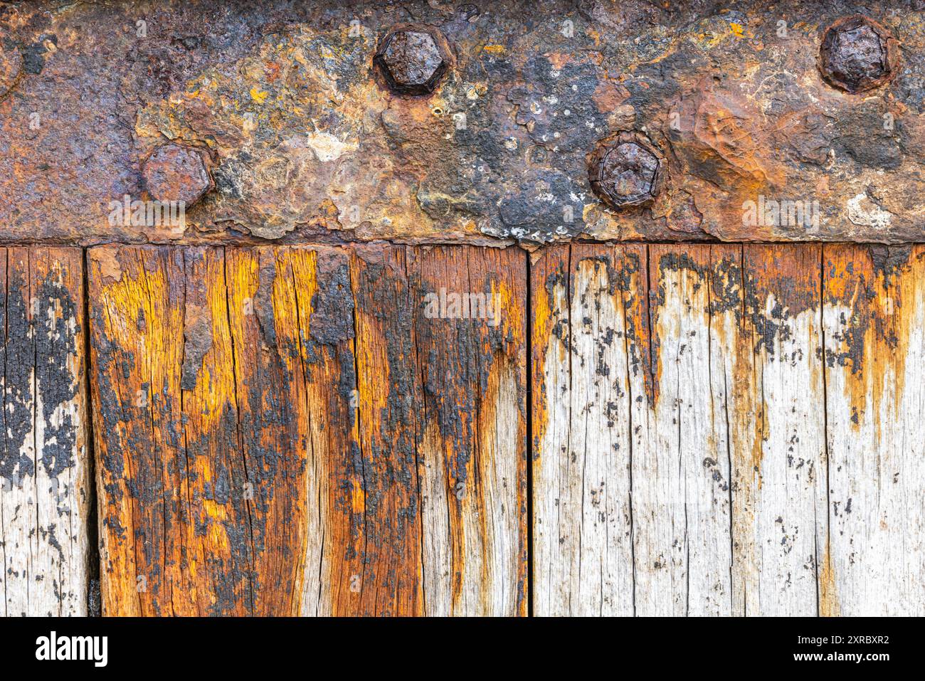 Detail of a faded wooden board and rusty metal, background image Stock ...