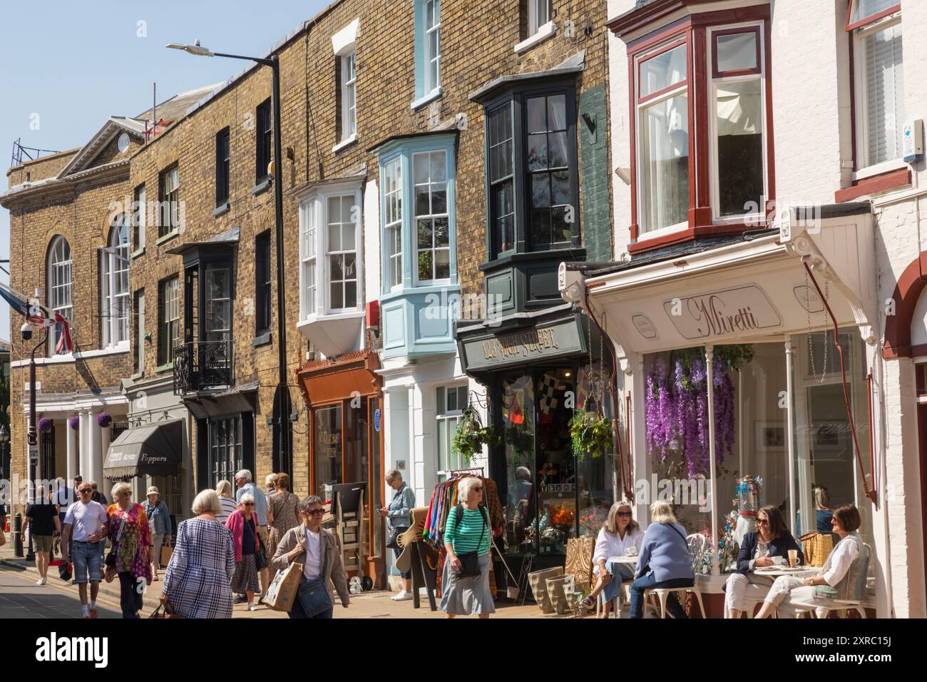 England, Kent, Deal, Deal High Street, Shops and Restaurants Stock ...