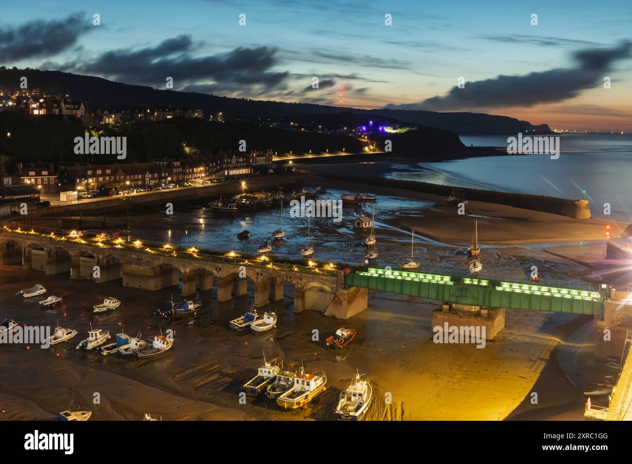 View folkestone harbour kent england hi-res stock photography and ...