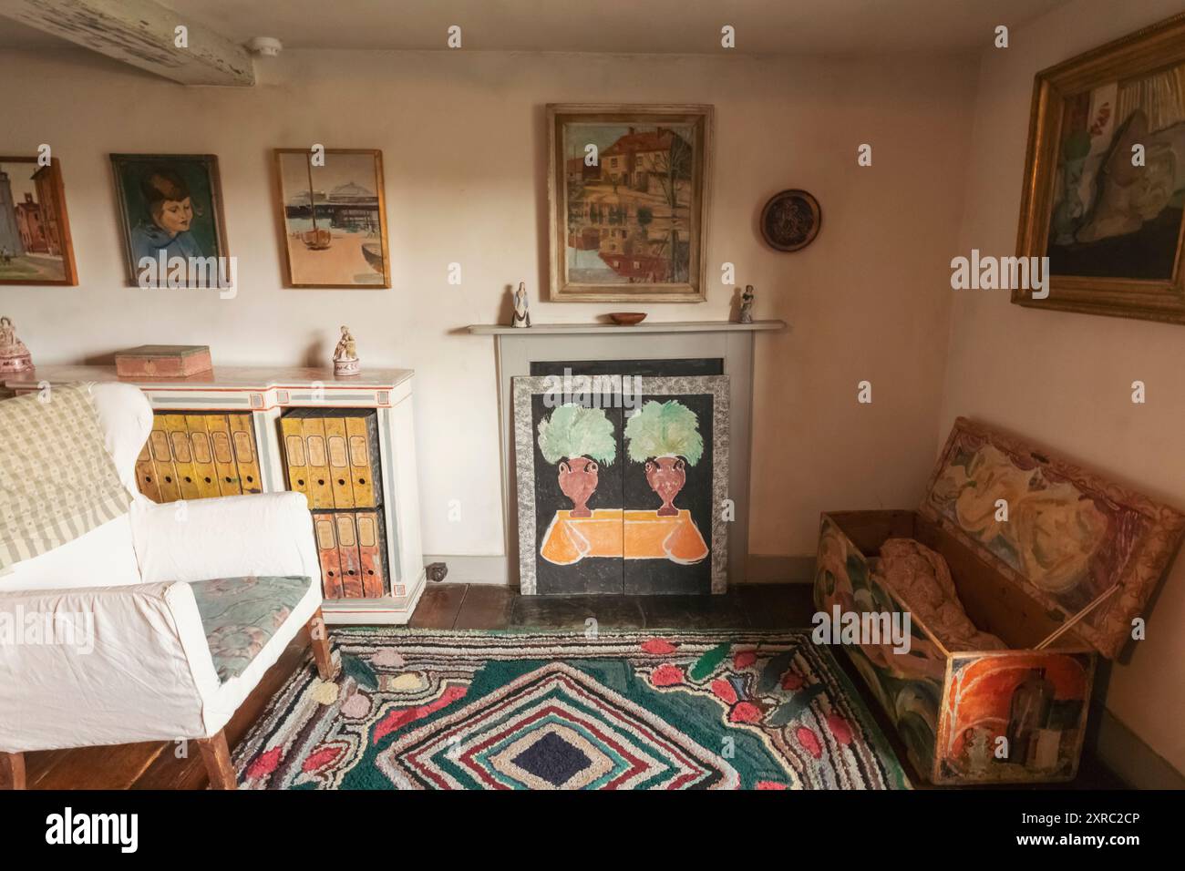 England, Sussex, East Sussex, West Firle, Charleston House Museum, Home ...