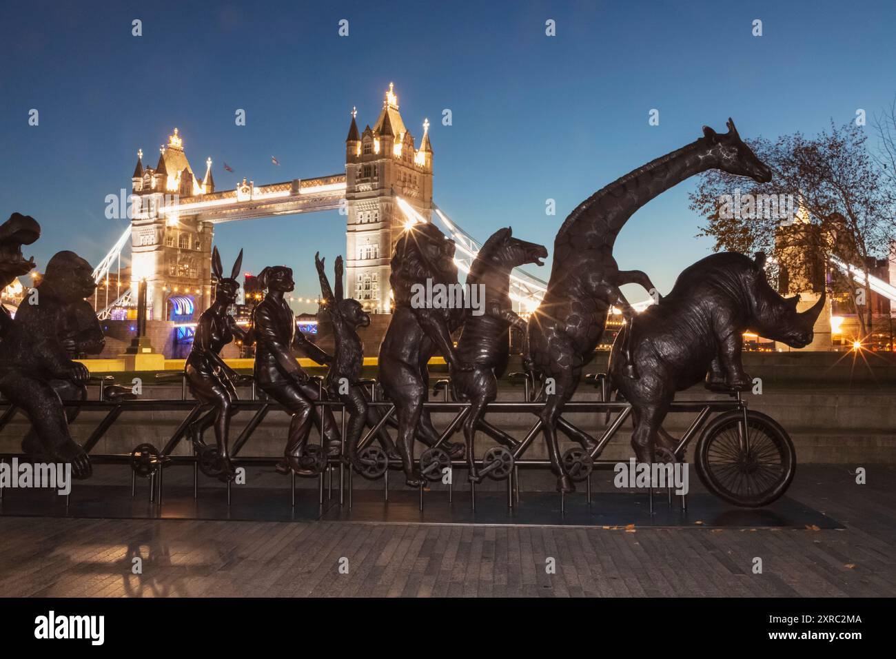 England, London, Southwark, Amusing Riverside Sculptures by Gillie and ...