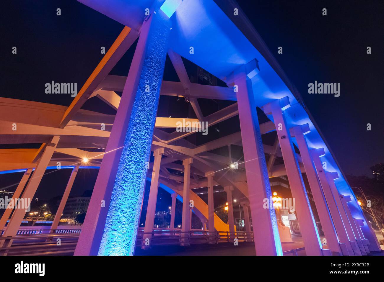 Asia, Singapore, Historic Elgin Bridge Illuminated at Night Stock Photo ...