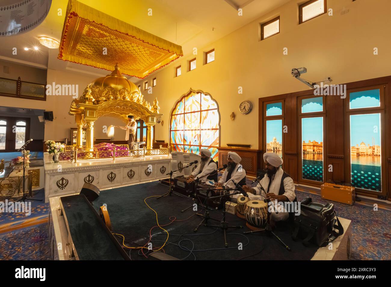 England, Kent, Gravesend, The Guru Nanak Darbar Gurdwara, Interior View ...