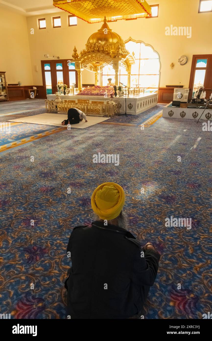 England, Kent, Gravesend, The Guru Nanak Darbar Gurdwara, Interior View ...