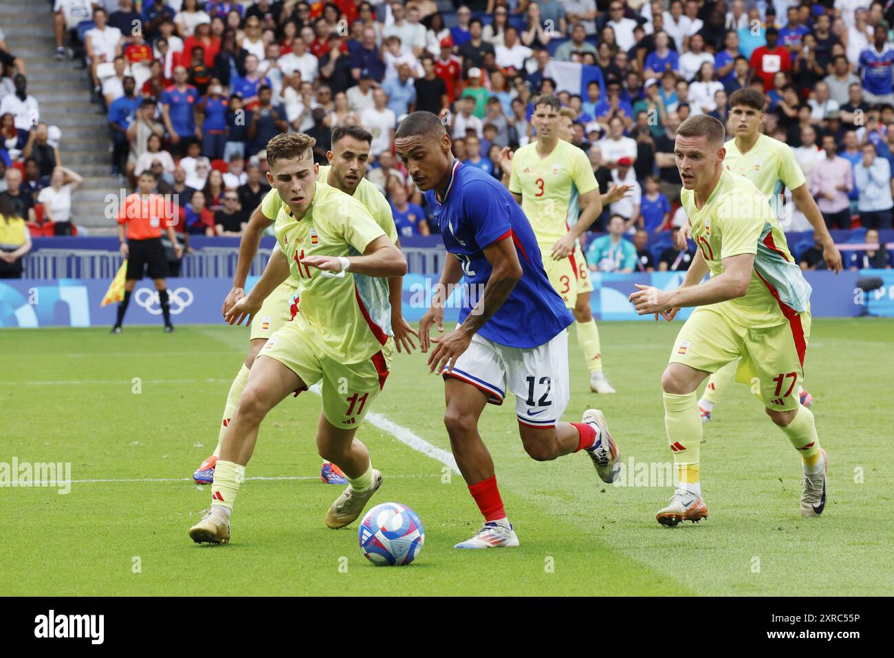 Enzo Millot of France and Fermin Lopez, Sergio Gomez of Spain, Football ...