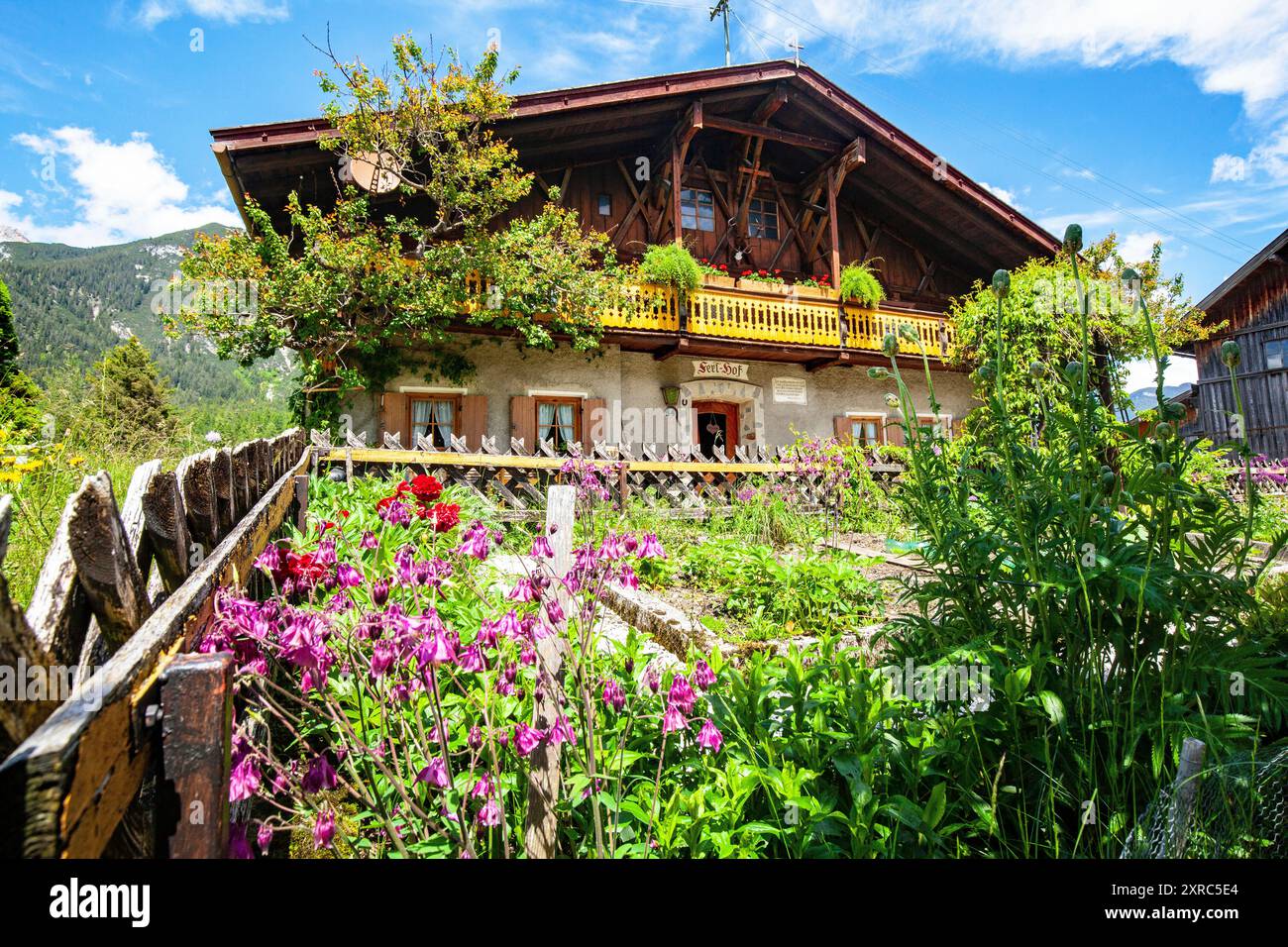 Farmhouse in the Tyrolean Leutasch Valley Stock Photo - Alamy