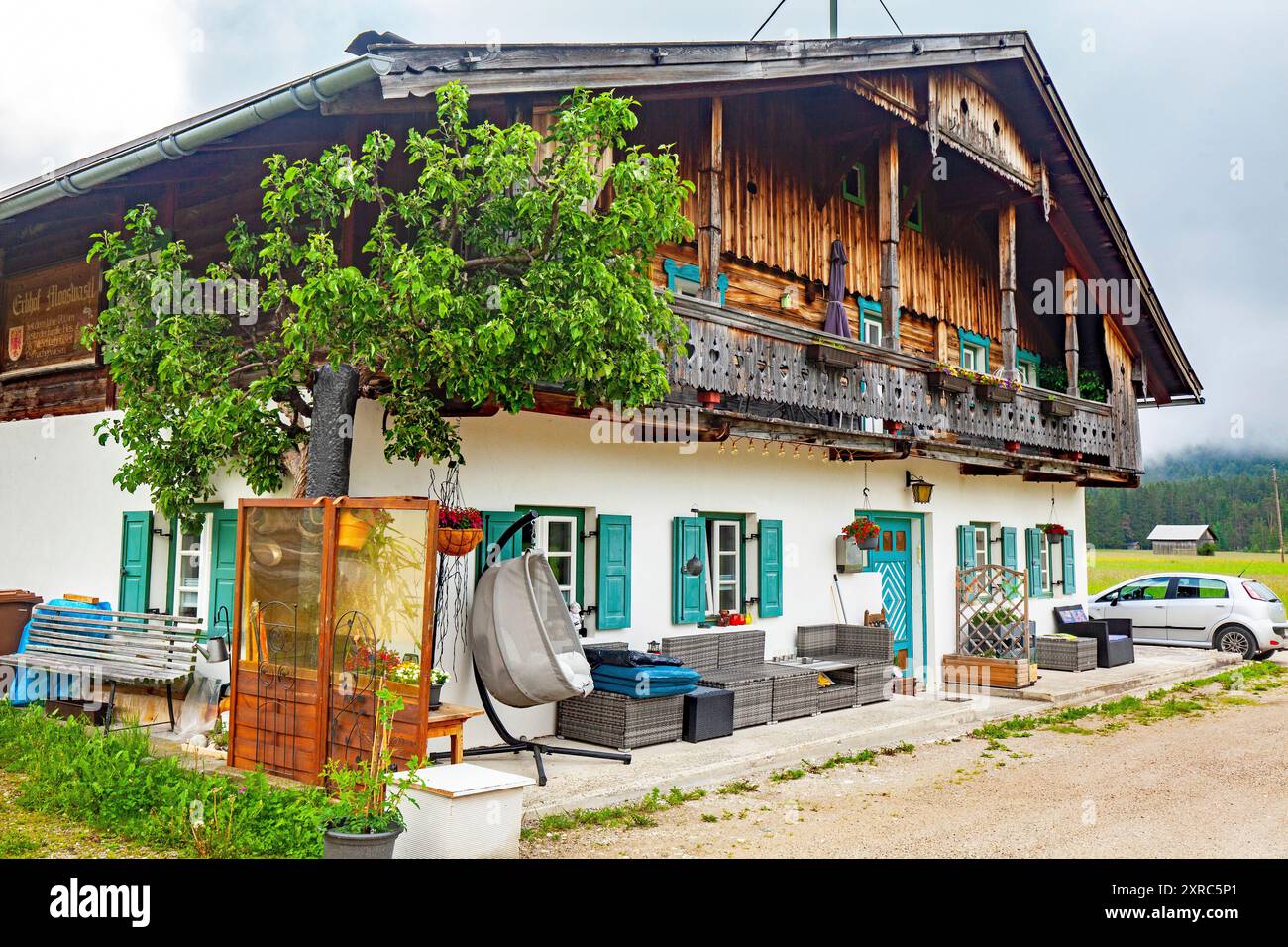Historic farmhouse in the Tyrolean Leutasch Valley Stock Photo - Alamy