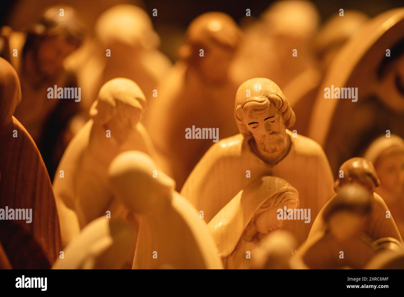 Wooden nativity scene christmas decoration hi-res stock photography and ...