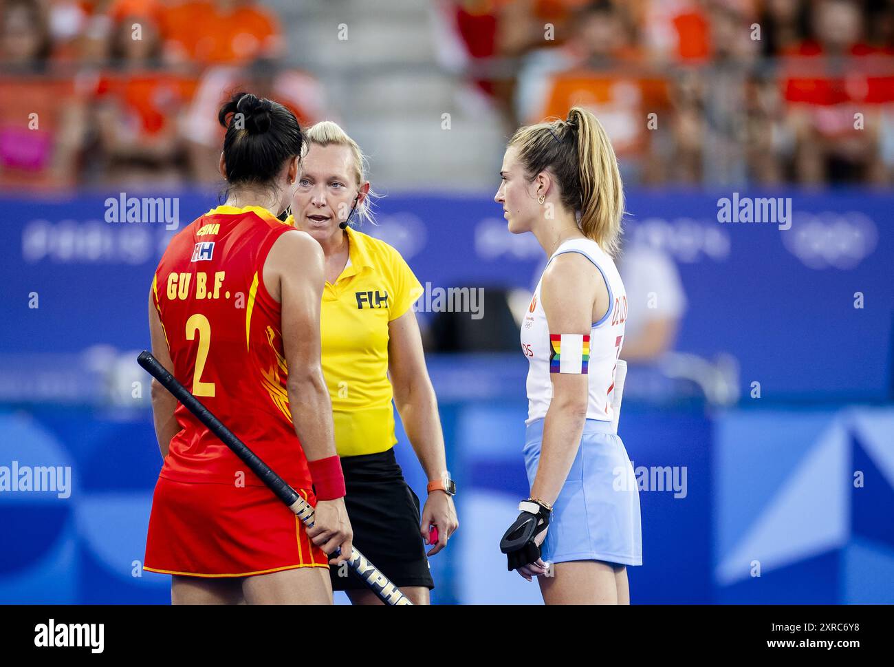 Paris, France. August 9, 2024. Xan de Waard talks to the referee during ...