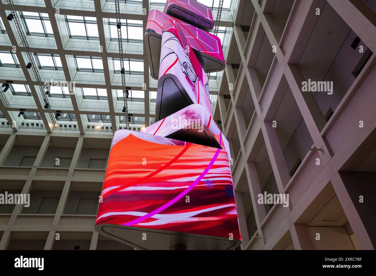 Museum foyer hi-res stock photography and images - Alamy