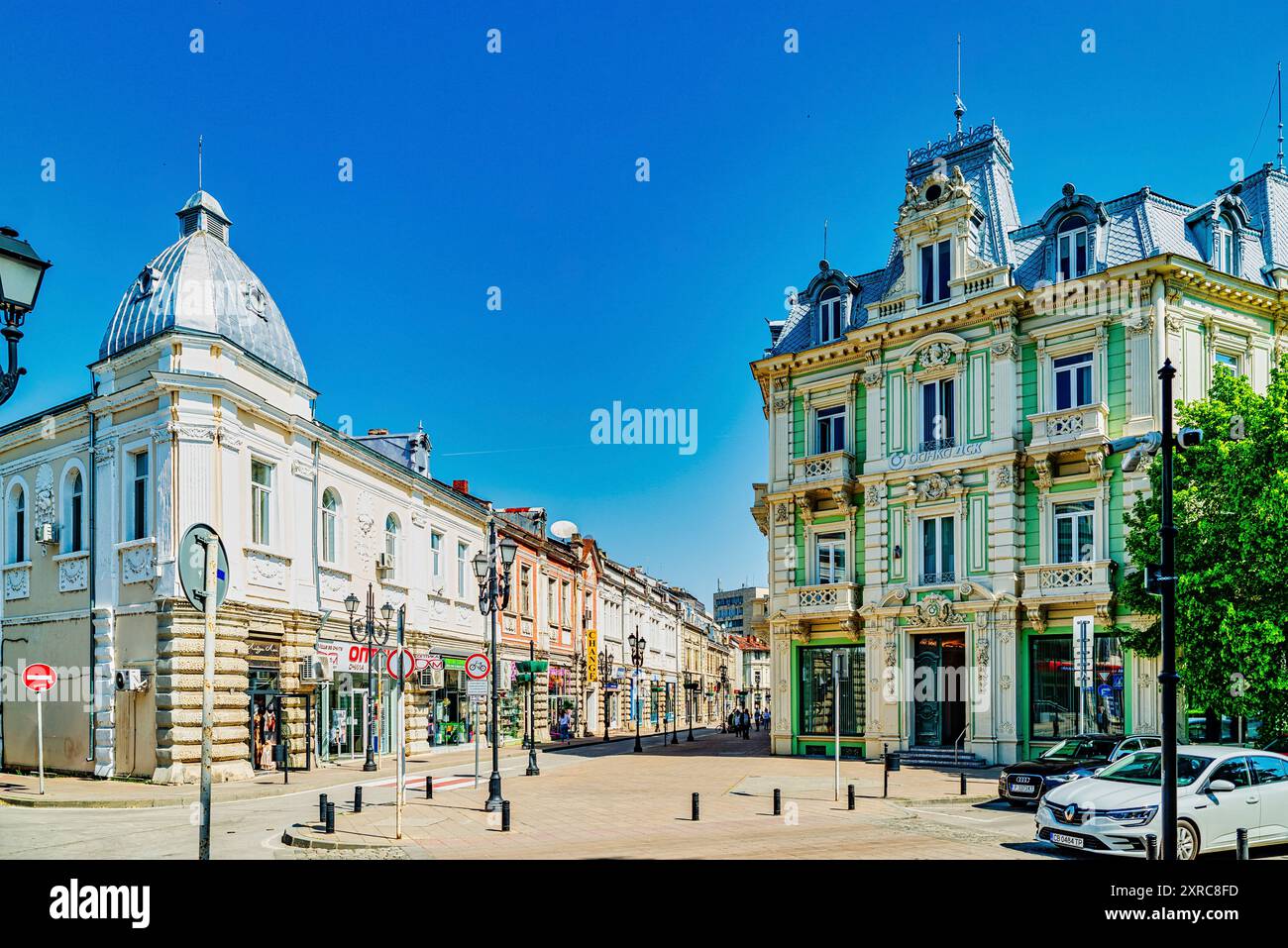 Rousse ruse square hi-res stock photography and images - Alamy