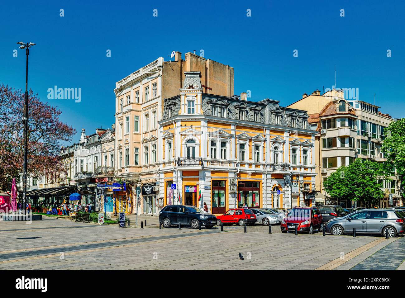 Street scene ruse bulgaria hi-res stock photography and images - Alamy