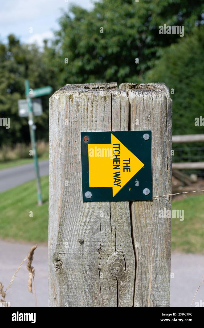 Itchen Way sign marker arrow signpost in Hampshire, England, UK Stock ...
