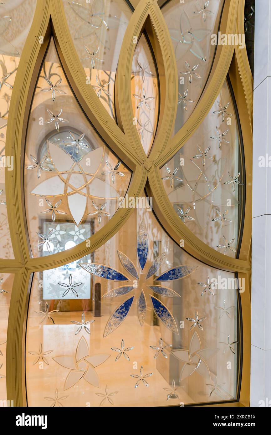 Decorated windows, Sheikh Zayed Mosque, Grand Mosque, Abu Dhabi, United ...