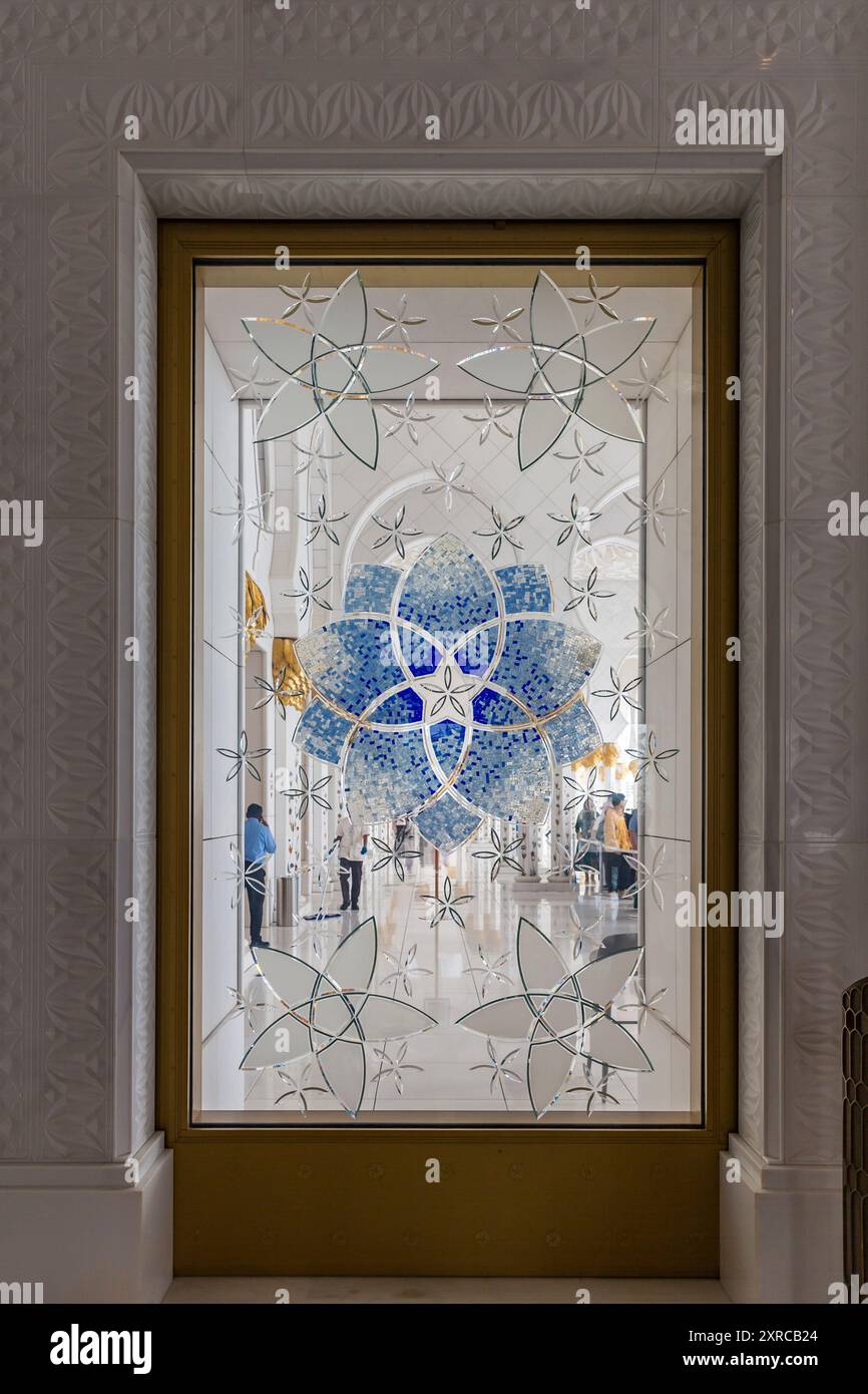 Decorated windows, Sheikh Zayed Mosque, Grand Mosque, Abu Dhabi, United ...