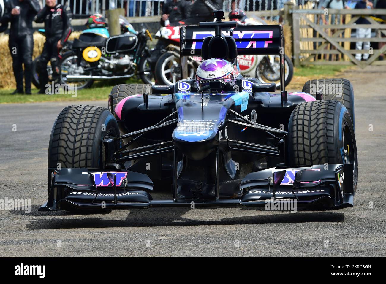 Sophia Floersch, BWT Alpine F1 Team E20, The Formula 1 Teams, a ...