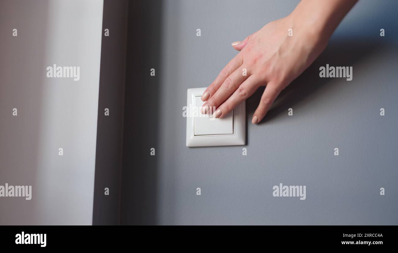 Finger presses on off button hi-res stock photography and images - Alamy