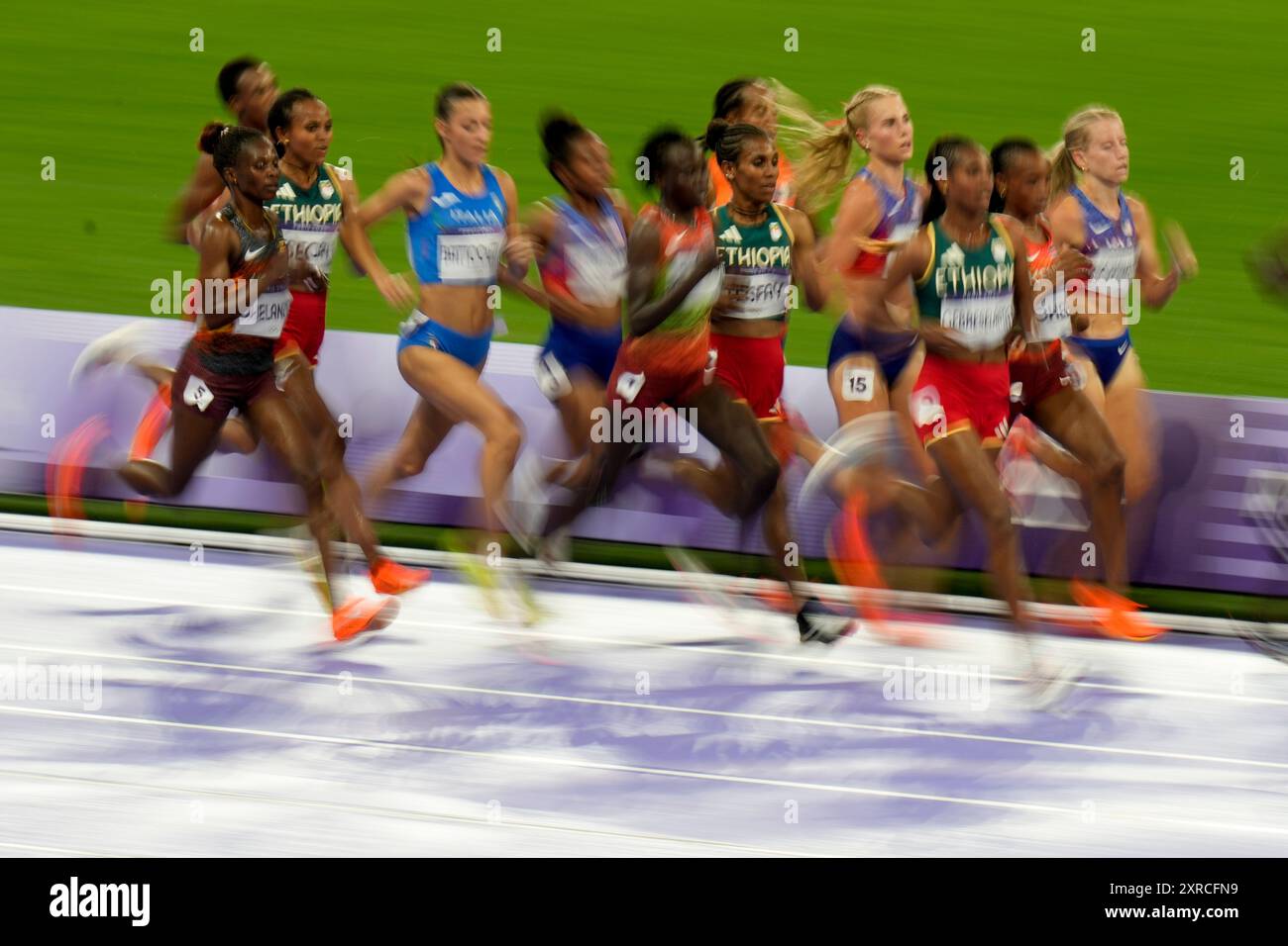 Athletes compete in the women's 10,000-meter final at the 2024 Summer ...