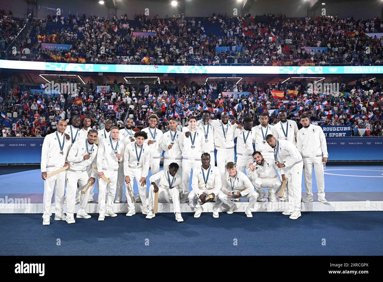 Paris, France. 09th Aug, 2024. Football players of Team France stand ...