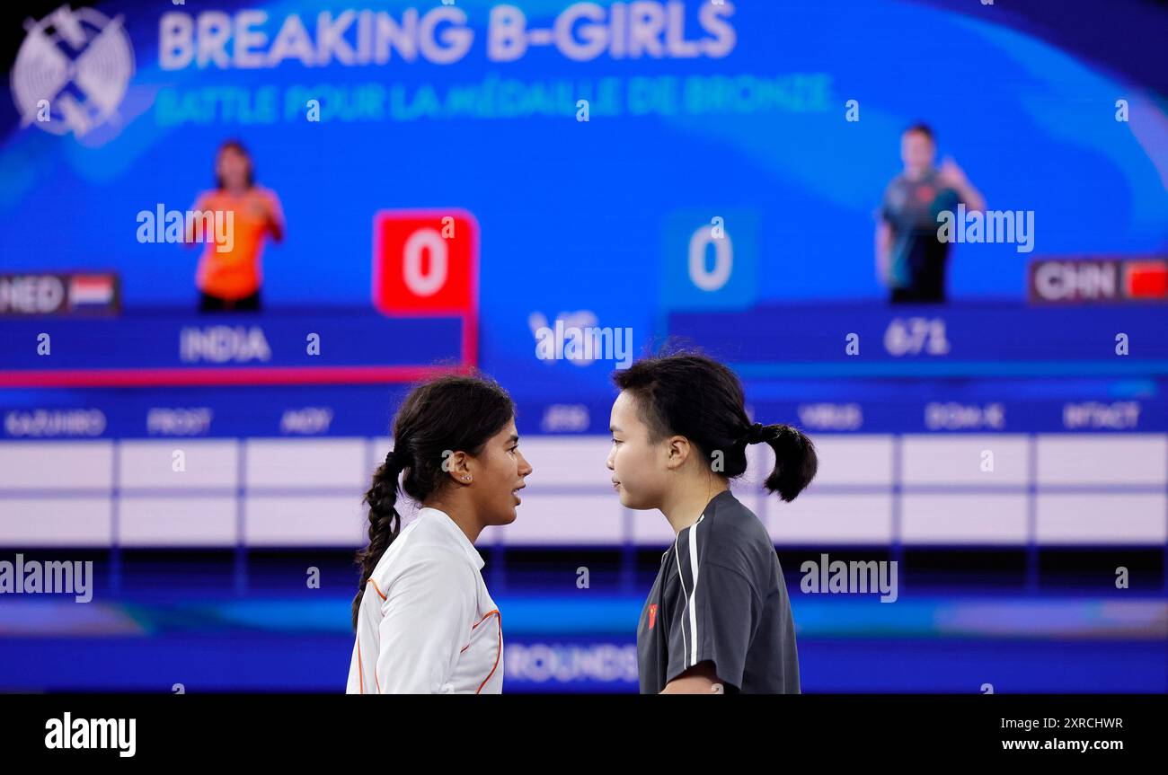 Paris, France. 9th Aug, 2024. Liu Qingyi (R) of China, known as B-Girl ...