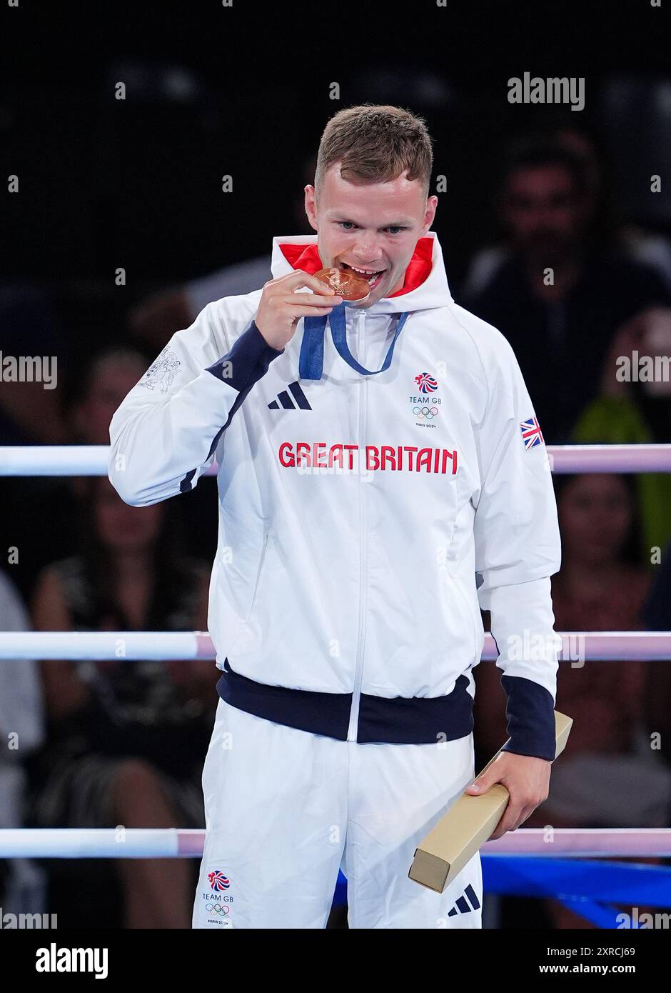 Great Britain’s Lewis Richardson with his bronze medal in the Men’s ...
