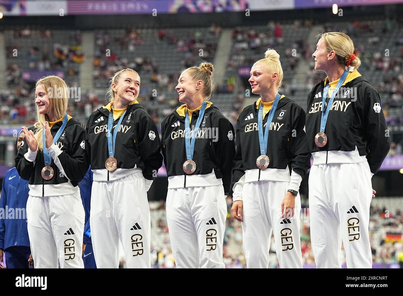 Lisa mayer paris 2024 hi-res stock photography and images - Alamy